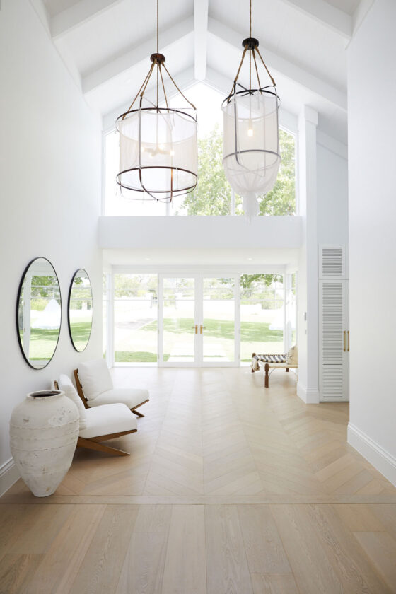 10 Stunning Architrave Designs To Inspire Your Next Design Project
