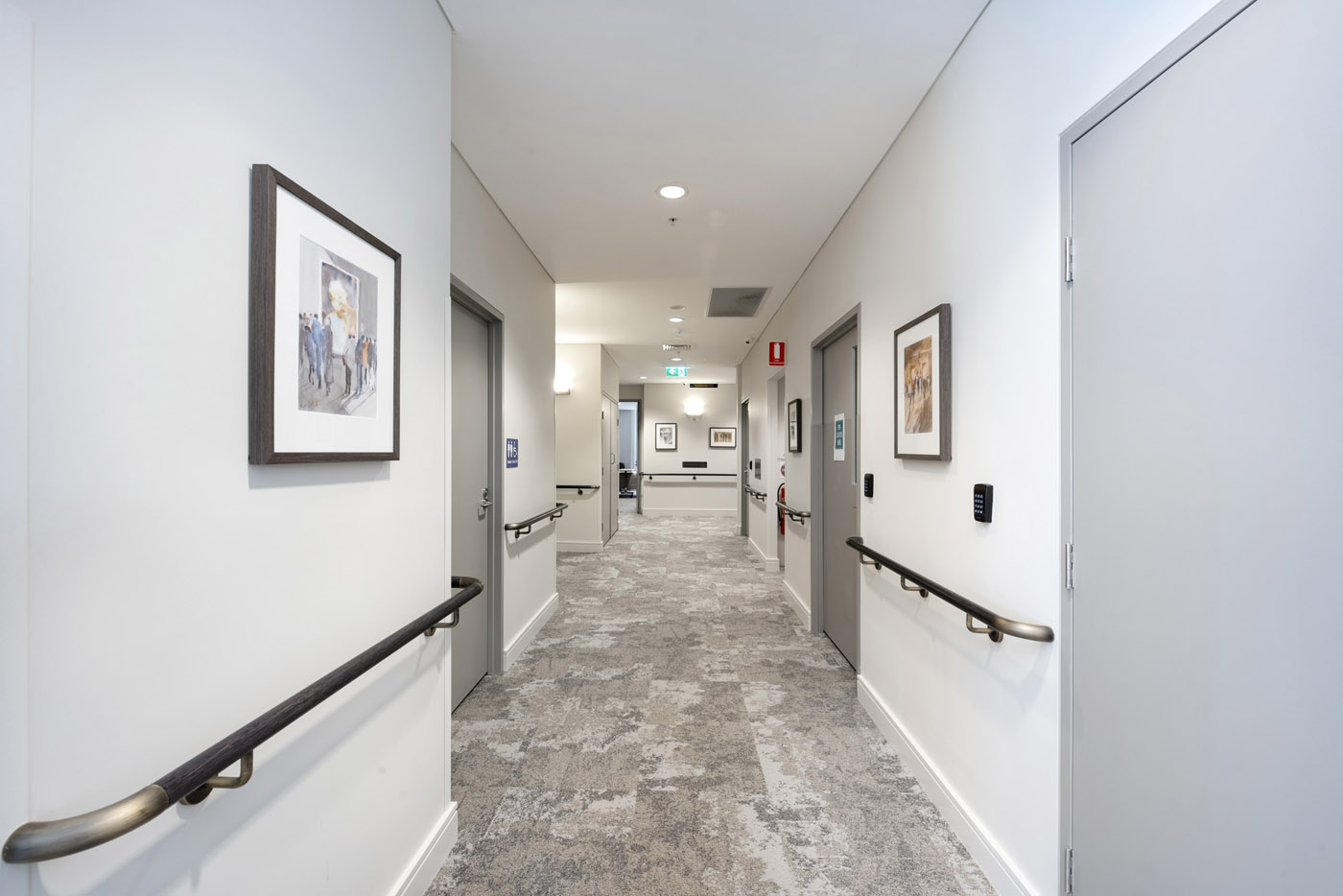 Timber & Stainless Steel Handrail Systems | Intrim Connecta Rail