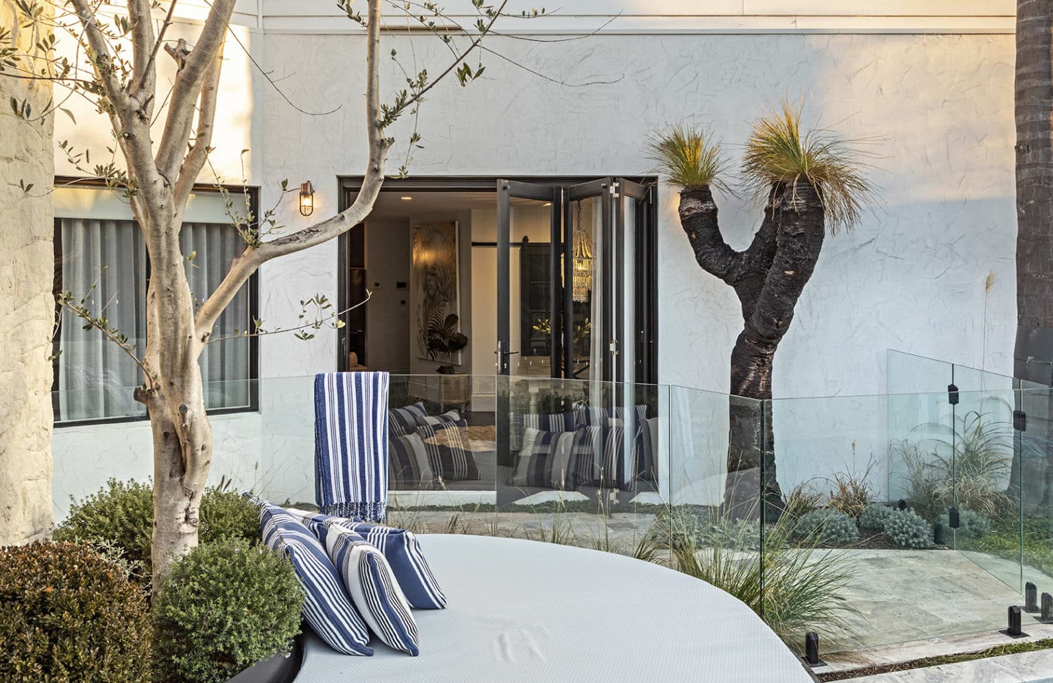 Dave Franklin's Transitional Modern Hamptons Home - Intrim Mouldings