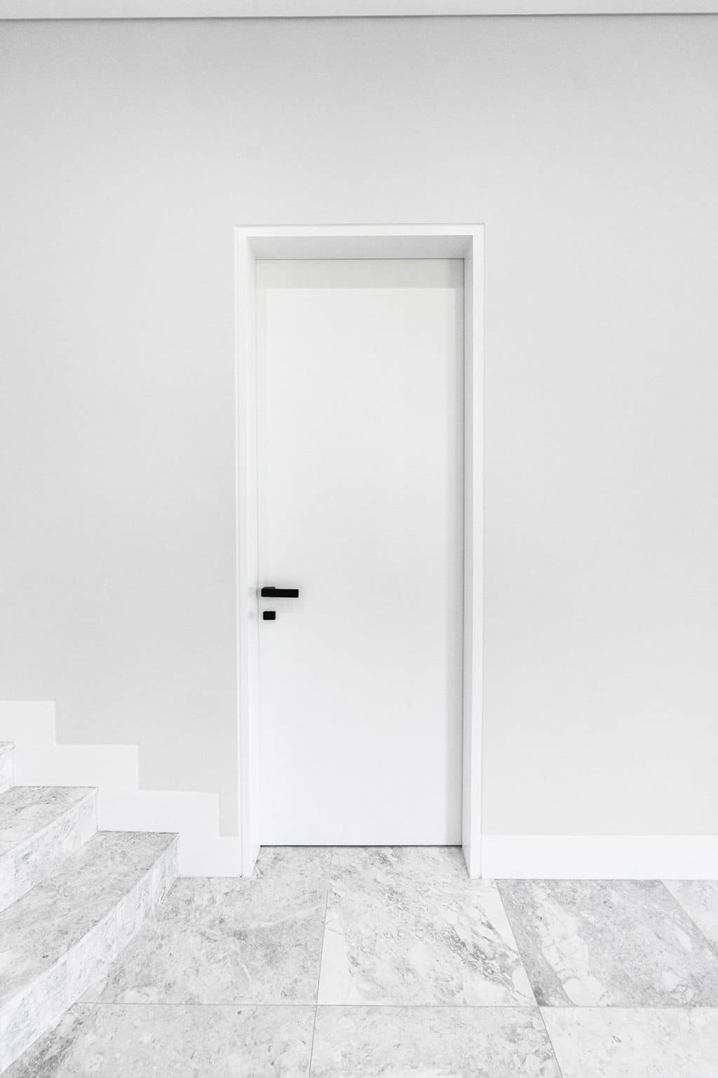 Modern Minimalist Home Featuring Intrim Shadowline® Skirting