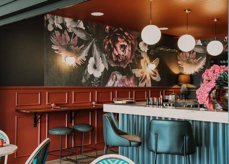 Apero Cavetto Wine Bar - Intrim Mouldings