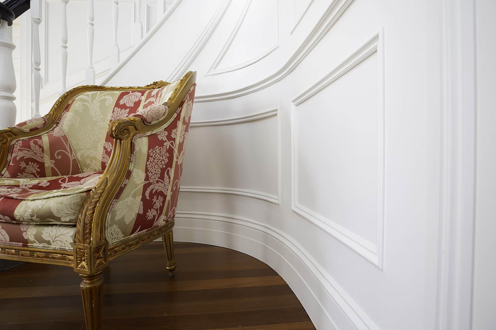 Curved Timber Mouldings: A Comprehensive Design Guide